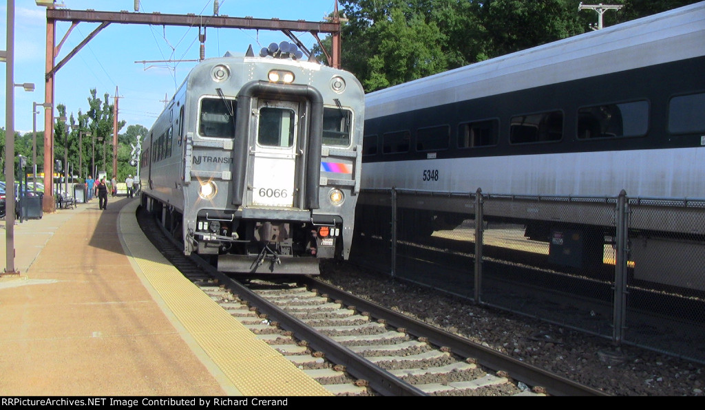 Trains 6641 and 6664 in the Station